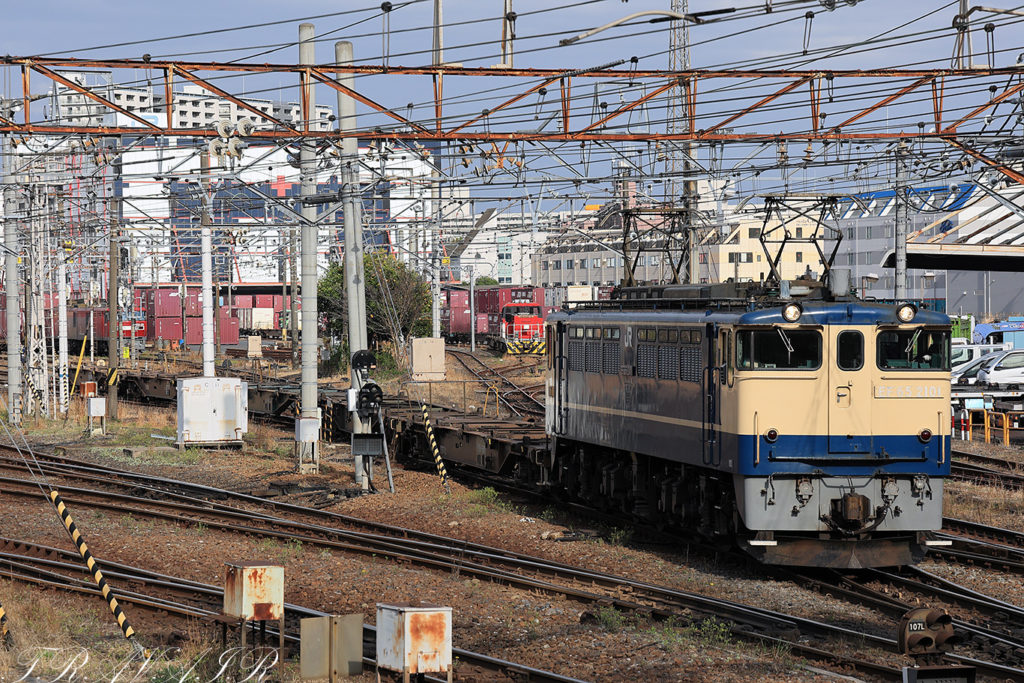 (3/27)EF65-2101の配8592レ | TRAVAIR Railway Photograph