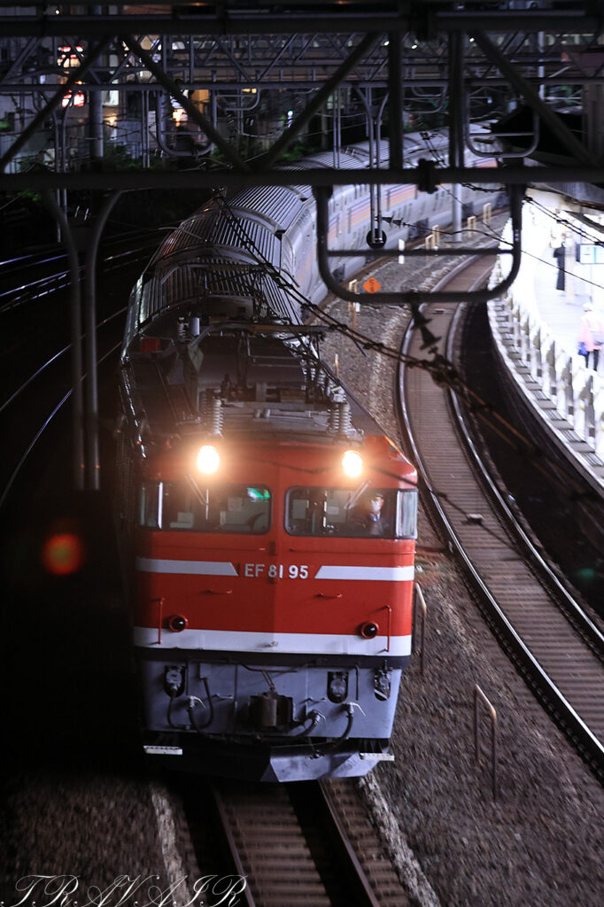 (10/15)EF81-95のカシオペア返却 | TRAVAIR Railway Photograph