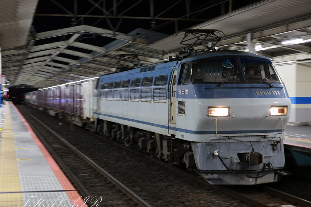 (2/14)鮫3に桃2、PFは被られゲットならず？ | TRAVAIR Railway Photograph