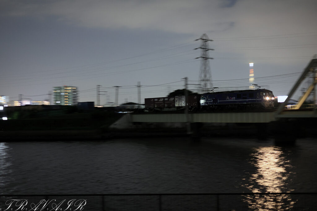 (7/14)日暮れの新金線 | TRAVAIR Railway Photograph